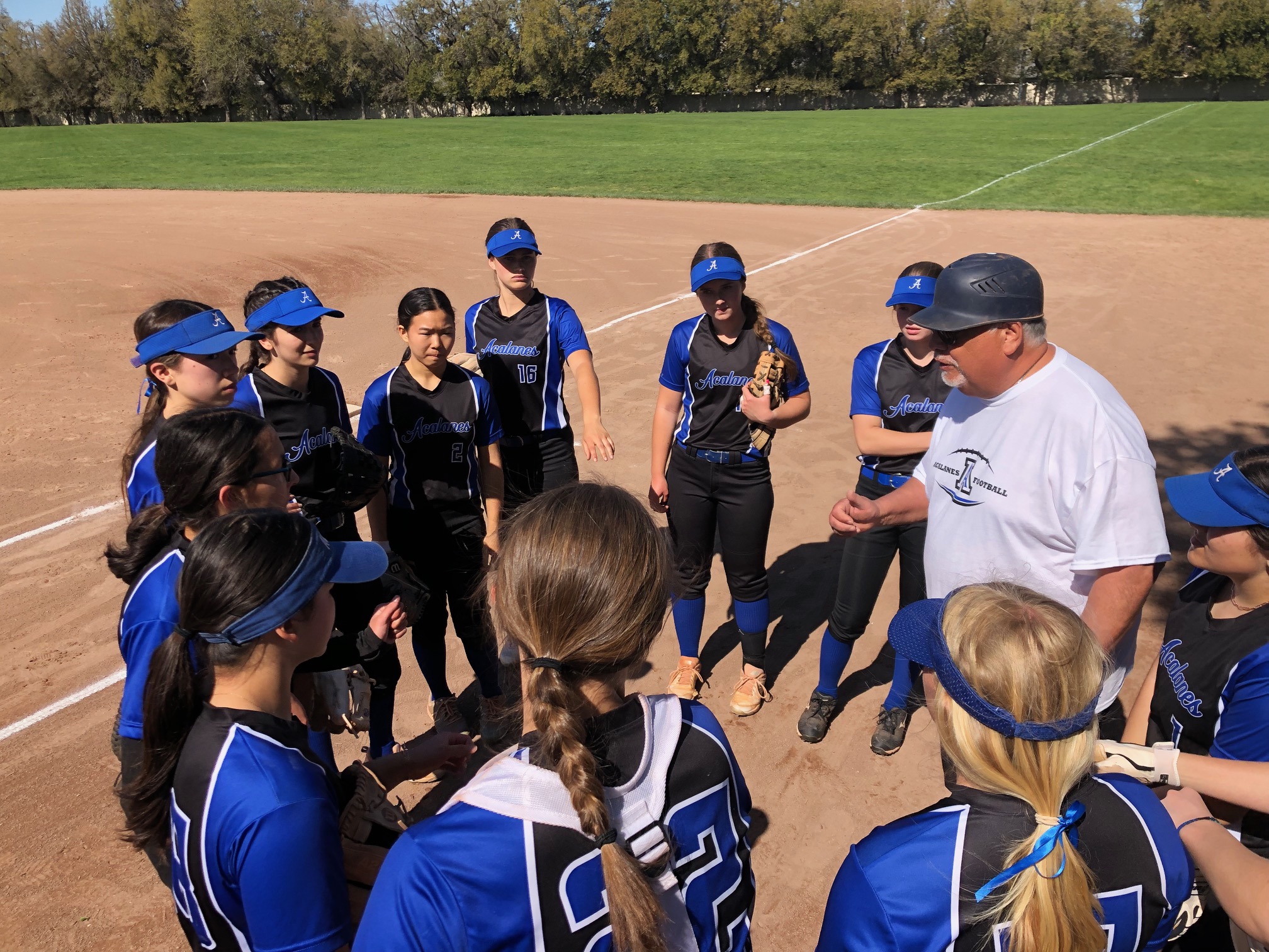 Softball Dons Bounce Back with Big Win, 13-1 – Acalanes Boosters