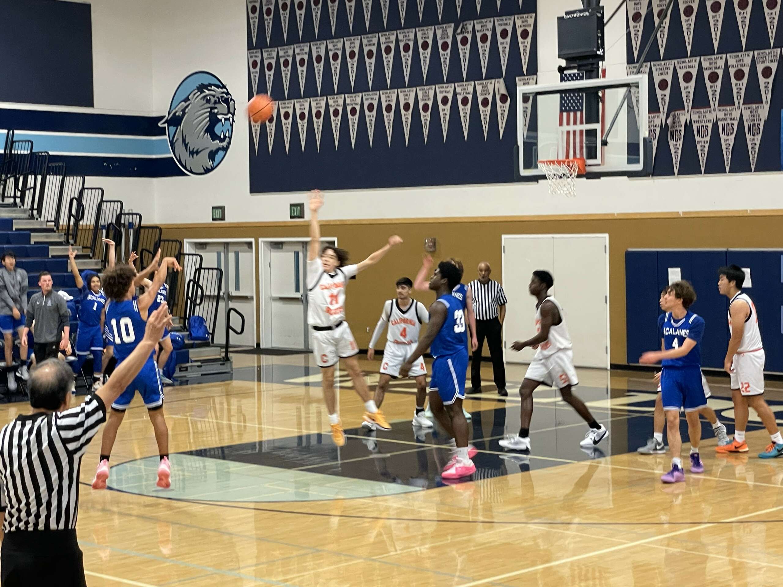 JV Boys Basketball tame Grizzlies 62-53! – Acalanes Boosters